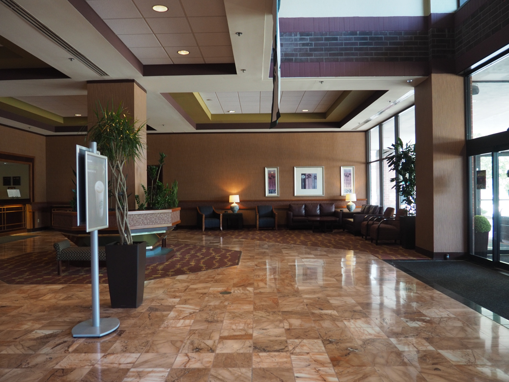 Inside Look: Lansing’s Radisson Hotel – Itty Bitty Atlas